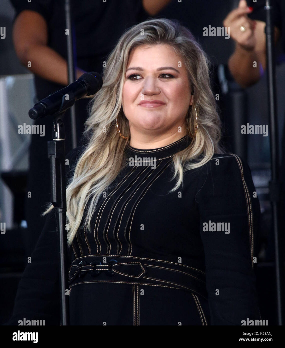 New York, New York, USA. 8th Sep, 2017. Singer KELLY CLARKSON performs ...