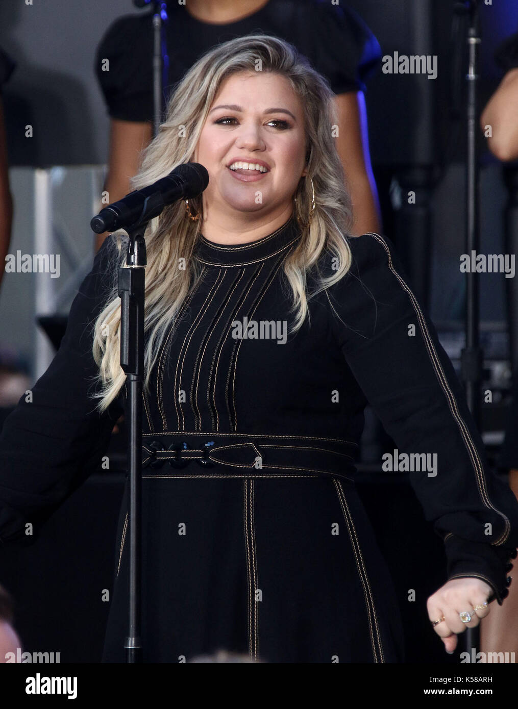 New York, New York, USA. 8th Sep, 2017. Singer KELLY CLARKSON performs ...