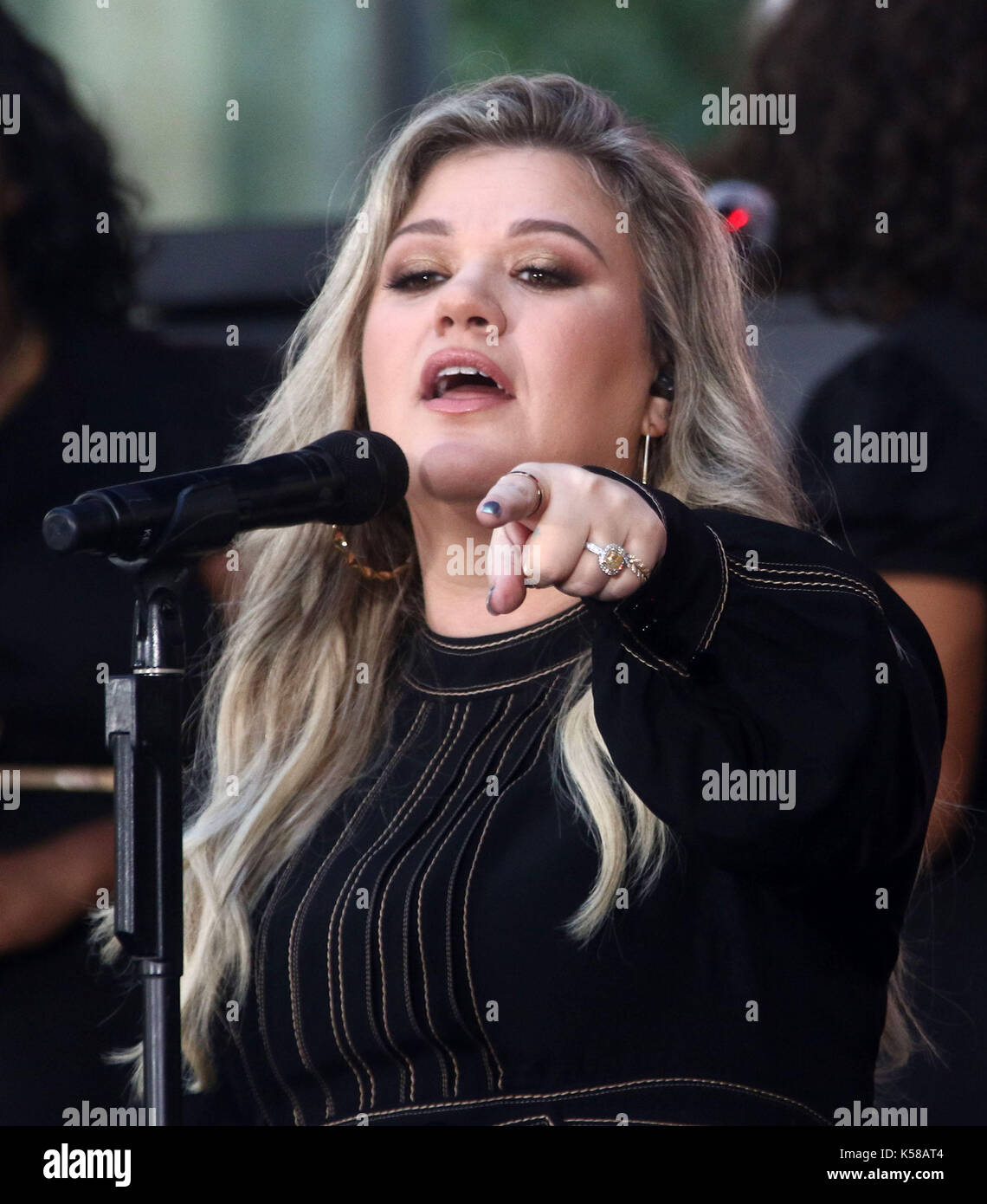 New York, New York, USA. 8th Sep, 2017. Singer KELLY CLARKSON performs ...