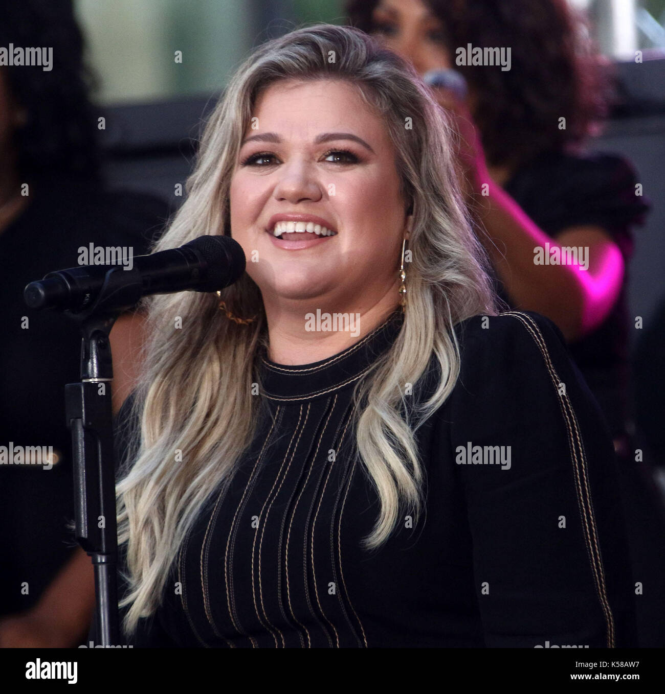 New York, New York, USA. 8th Sep, 2017. Singer KELLY CLARKSON performs ...