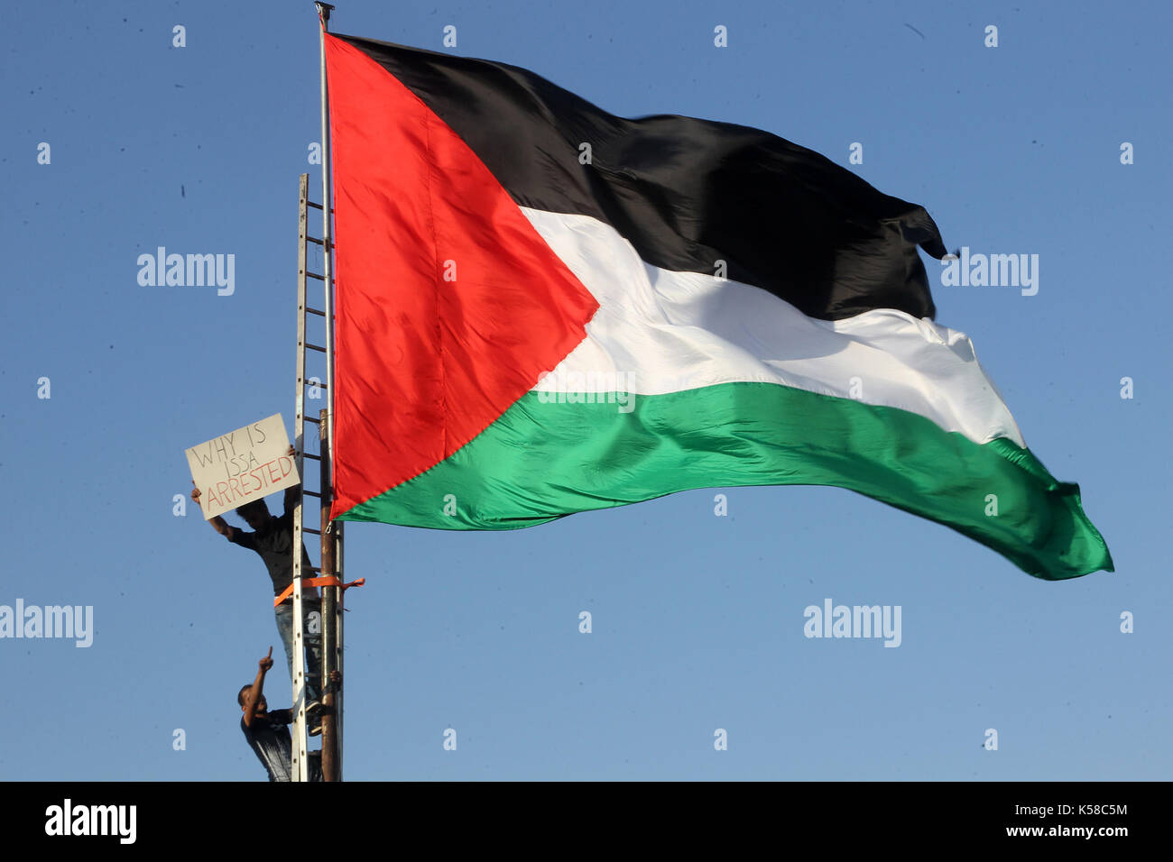 Hebron, West Bank, Palestinian Territory. 8th Sep, 2017. Palestinians ...