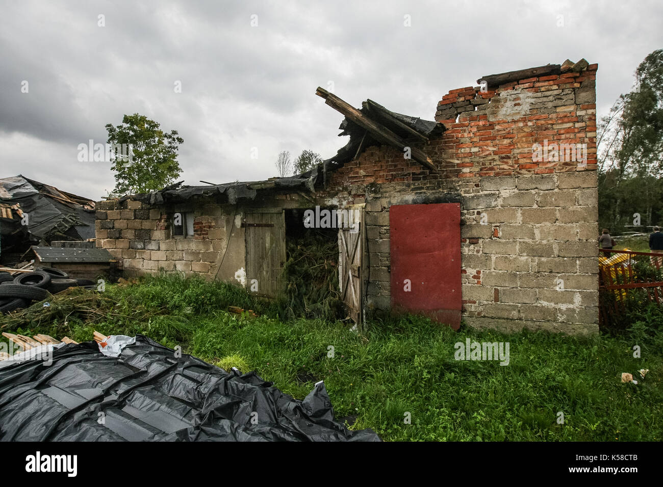 Trzebun, Poland. 08th Sep, 2017. Damaged during the tragic storm house ...