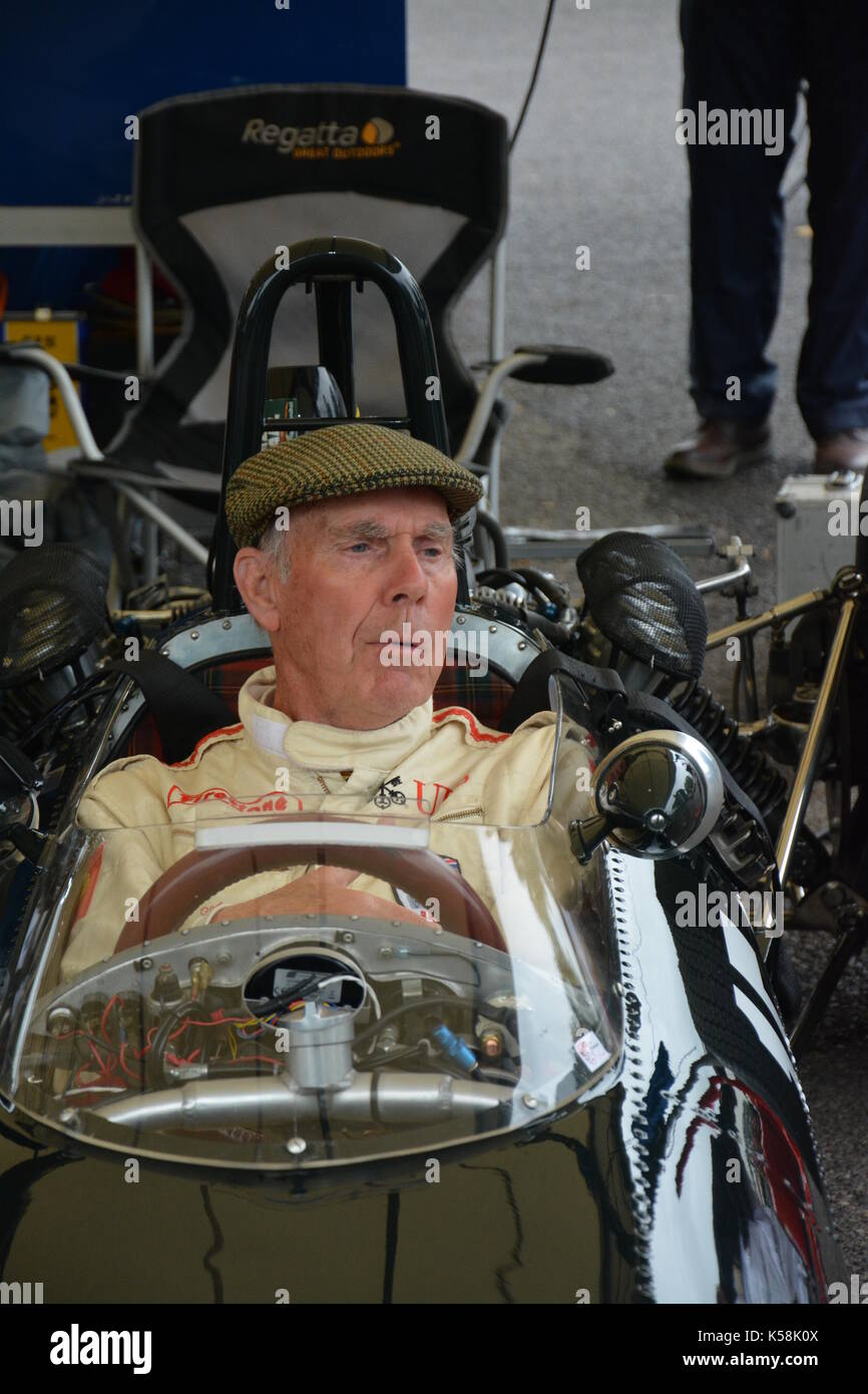 1960s formula 1 racing hi-res stock photography and images - Alamy