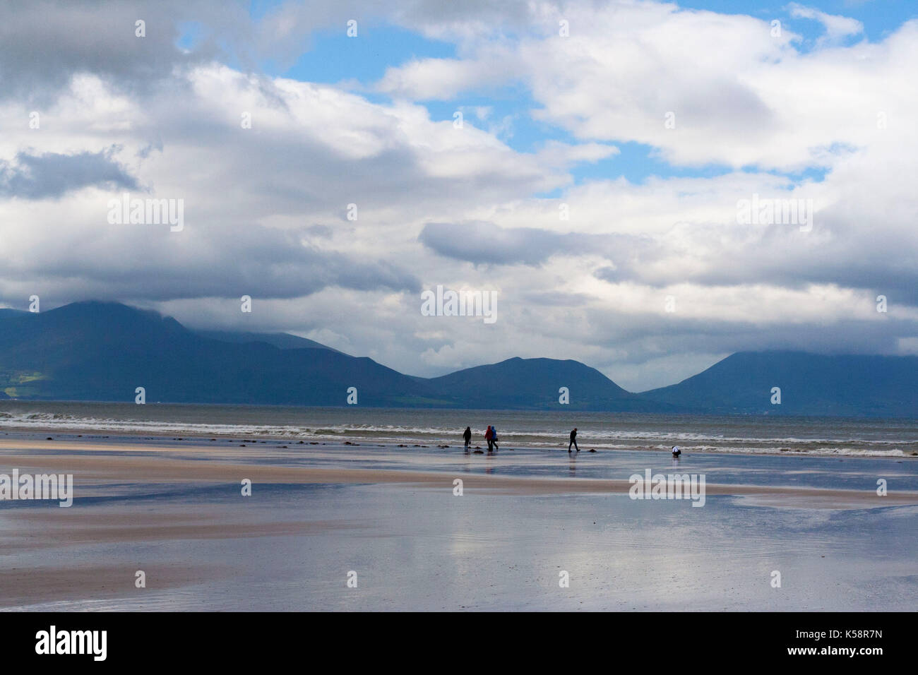 Kerry beach hi-res stock photography and images - Alamy