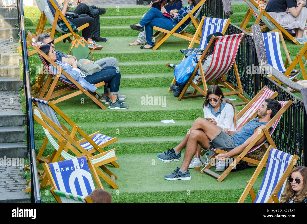 Tiers of seats hi-res stock photography and images - Alamy