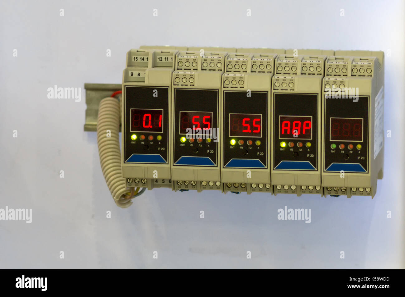 Electric stabilizer - transistors or resistors - security electronic ...