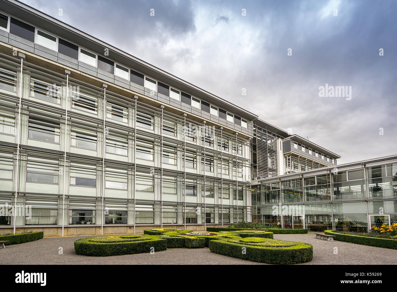 The open university hi-res stock photography and images - Alamy