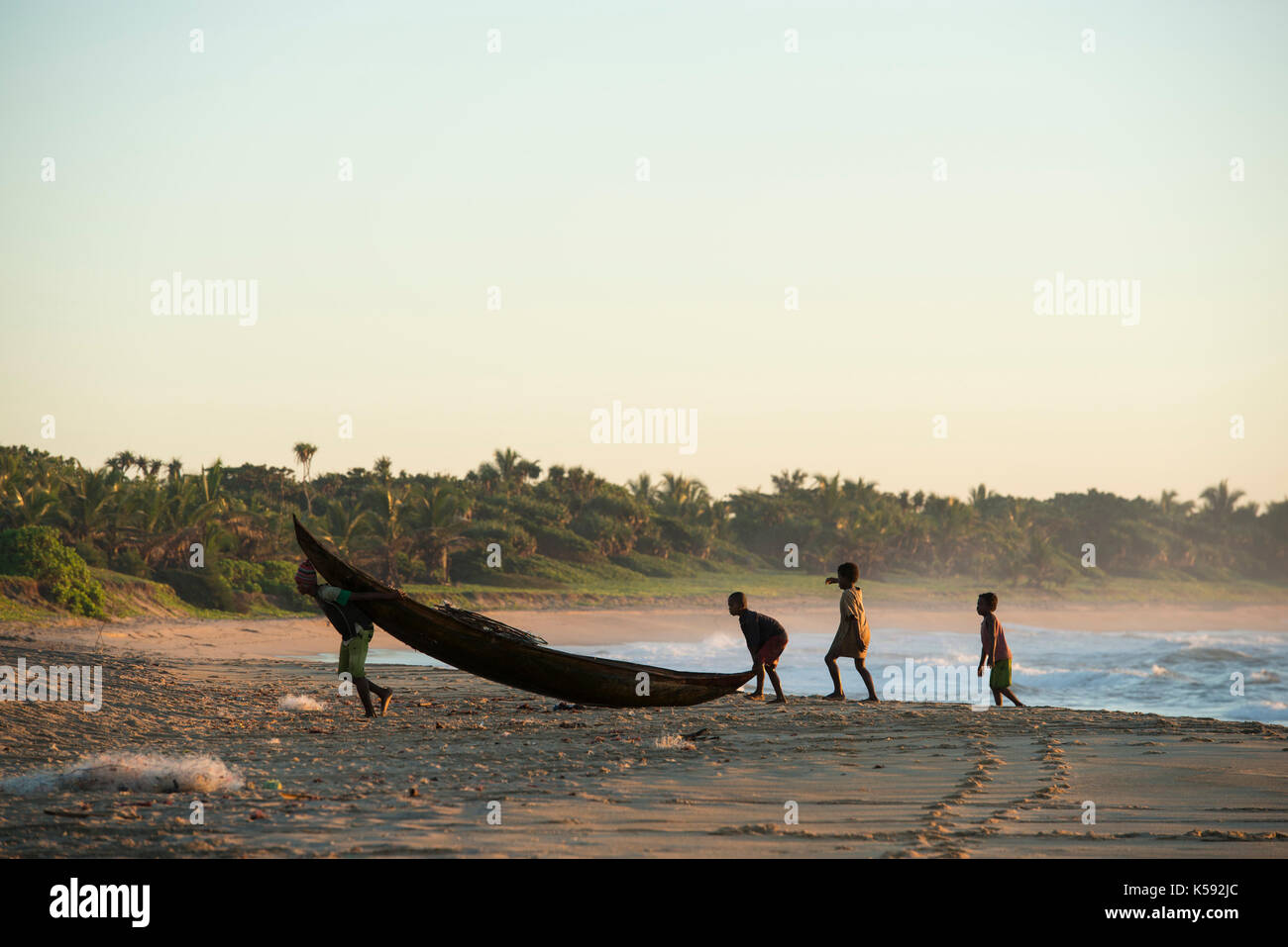 Malagasy people coast hi-res stock photography and images - Alamy