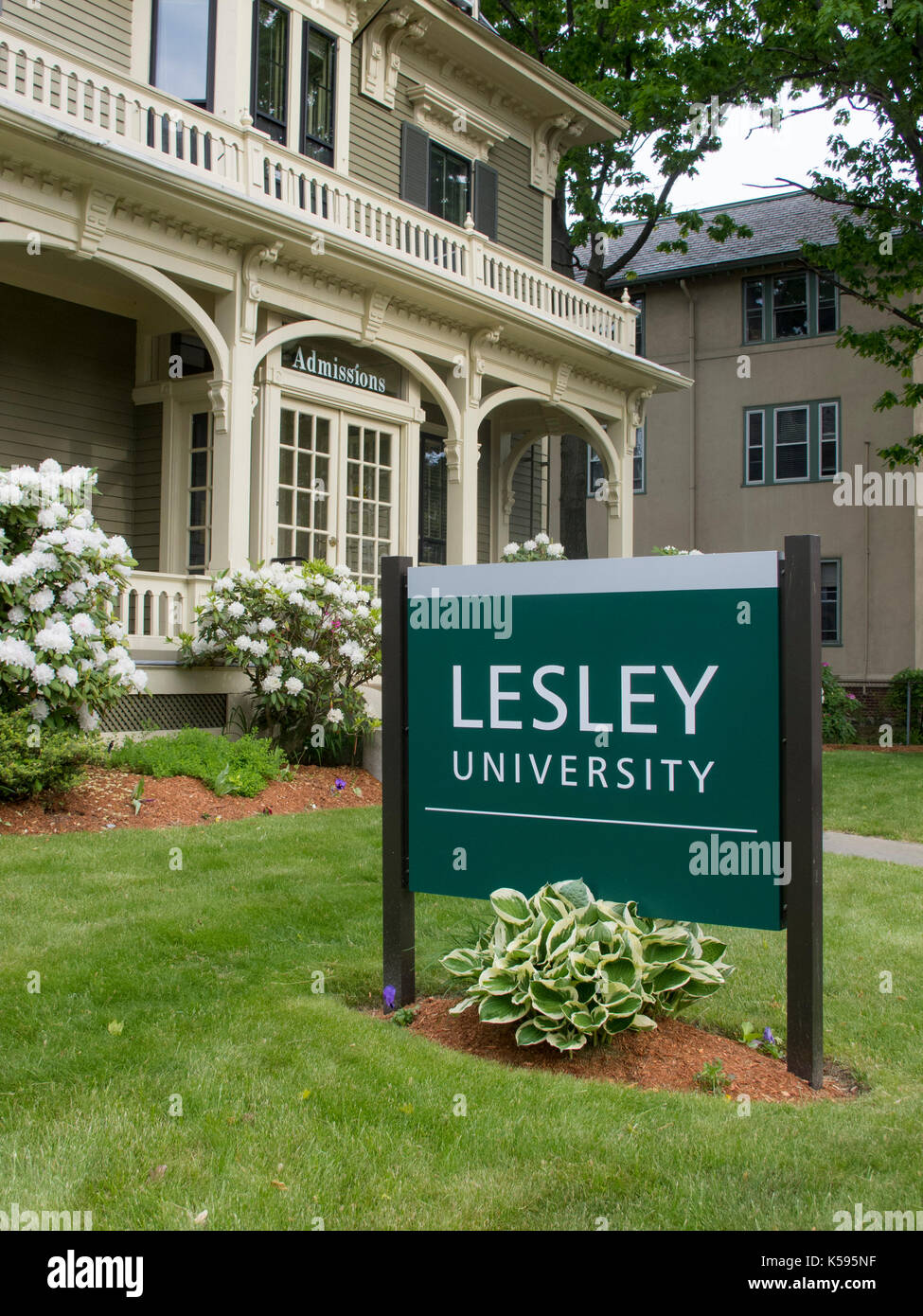 Lesley university harvard hi-res stock photography and images - Alamy