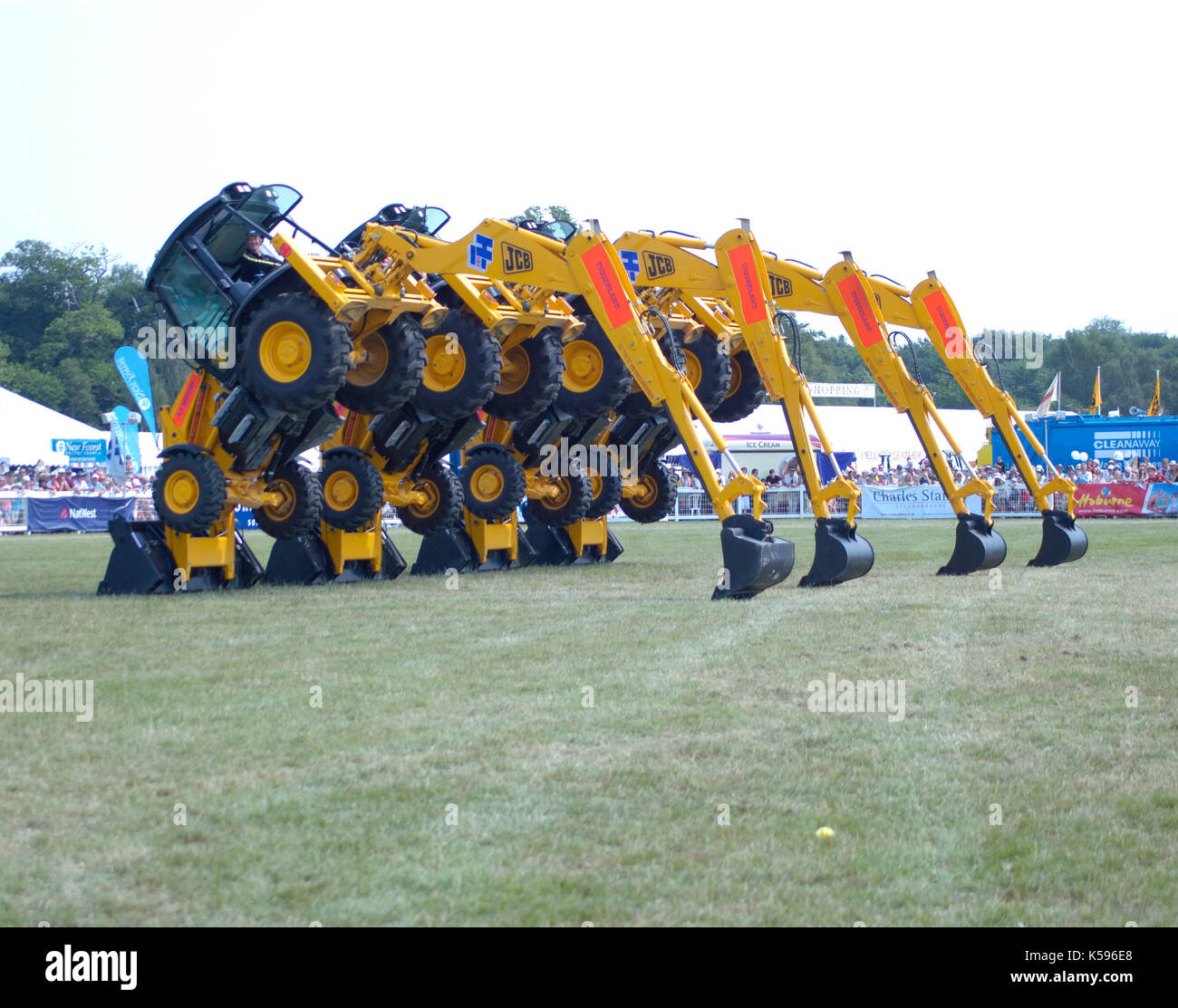 Dance formation hi-res stock photography and images - Alamy