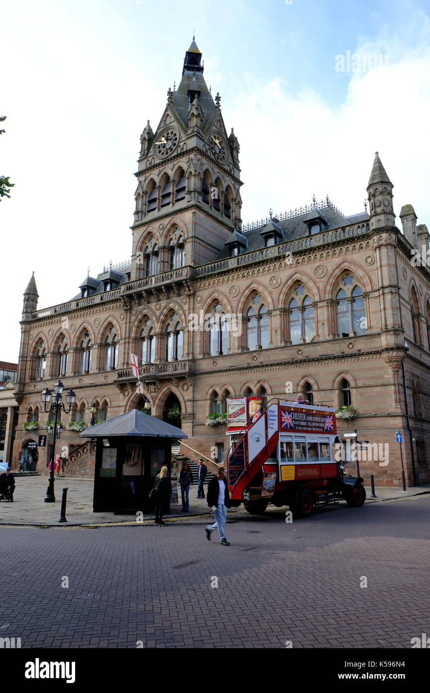 Chester, England, Cathedral, Cathedral Square, Historic Gateway ...