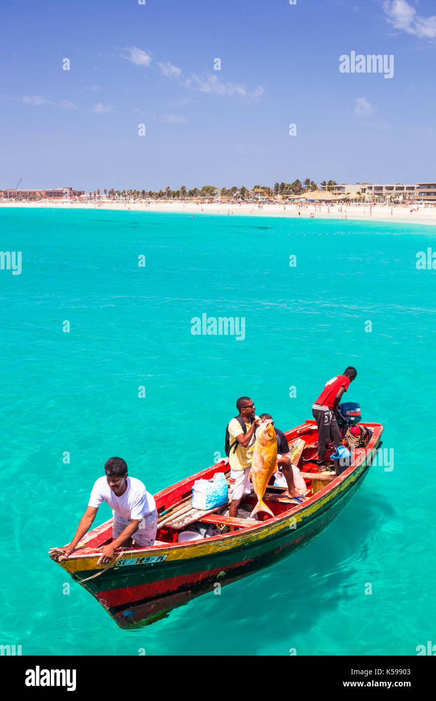 CAPE VERDE SAL Fishermen bringing their catch of fish in fishing boats ...
