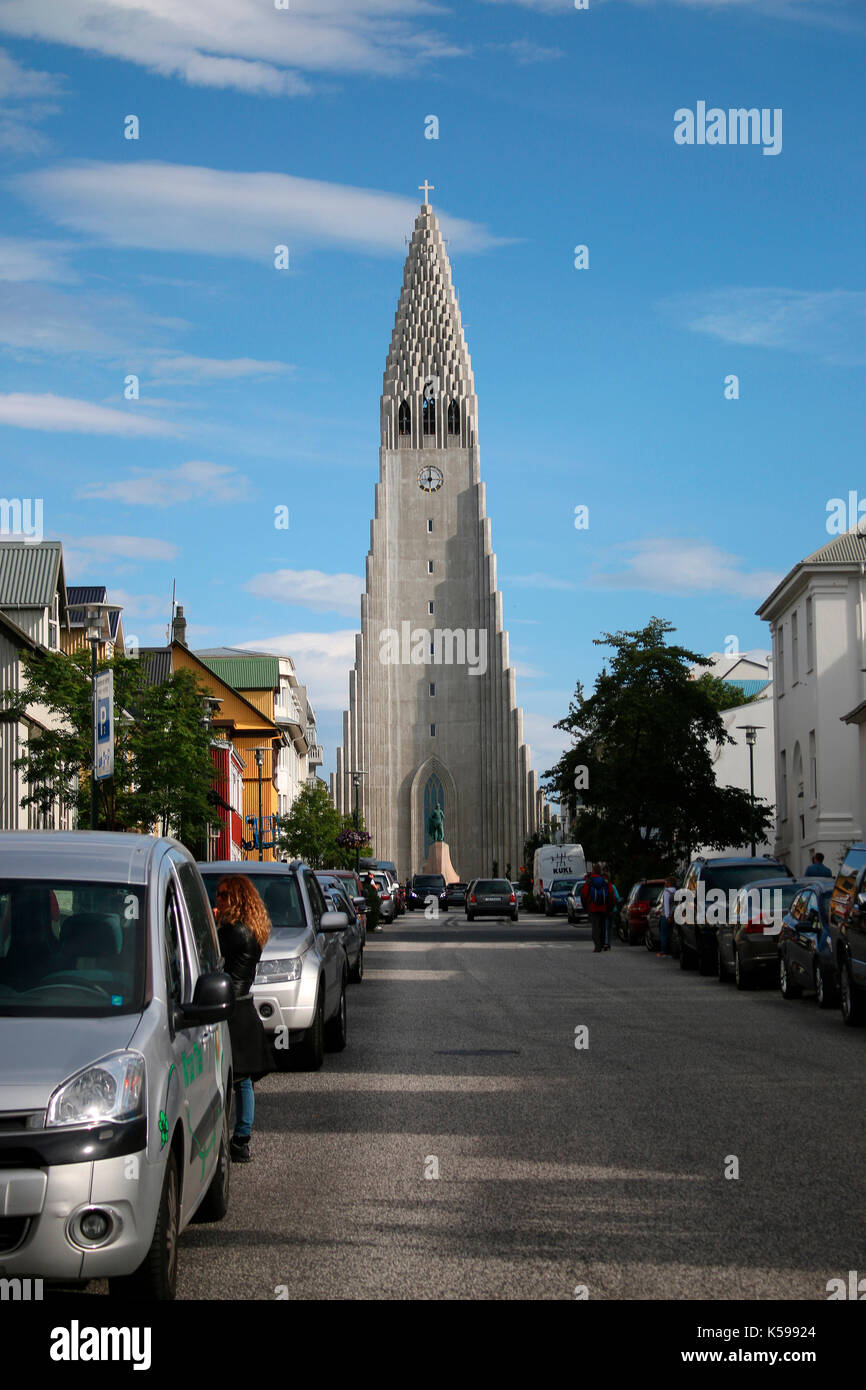 Hallgrimskirche hi-res stock photography and images - Alamy