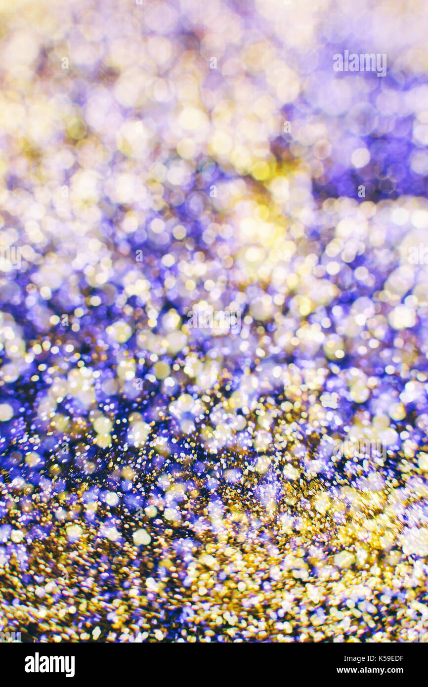 glittering shine bulbs lights background:blur of Christmas wallpaper ...