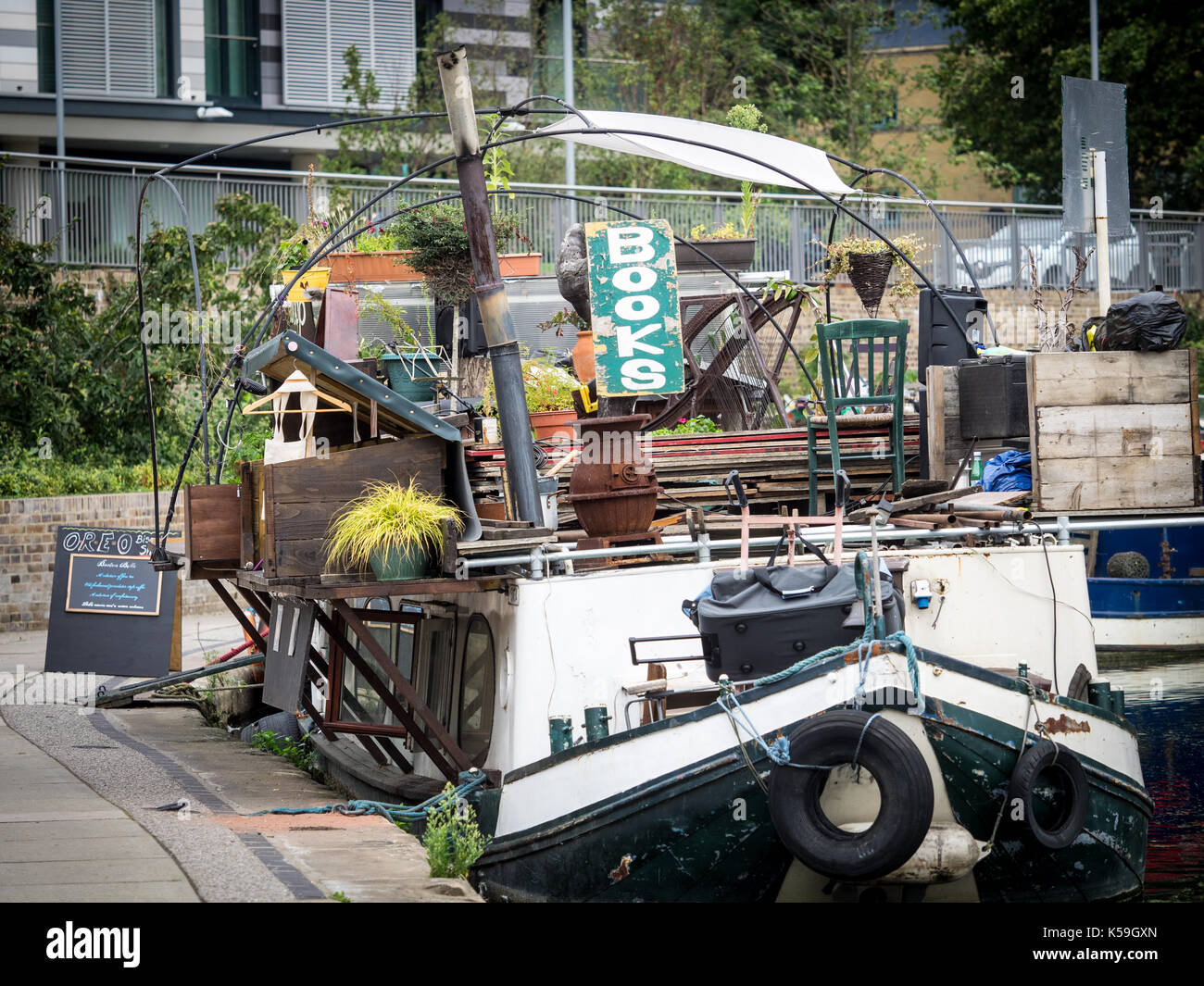 Floating sign hi-res stock photography and images - Alamy
