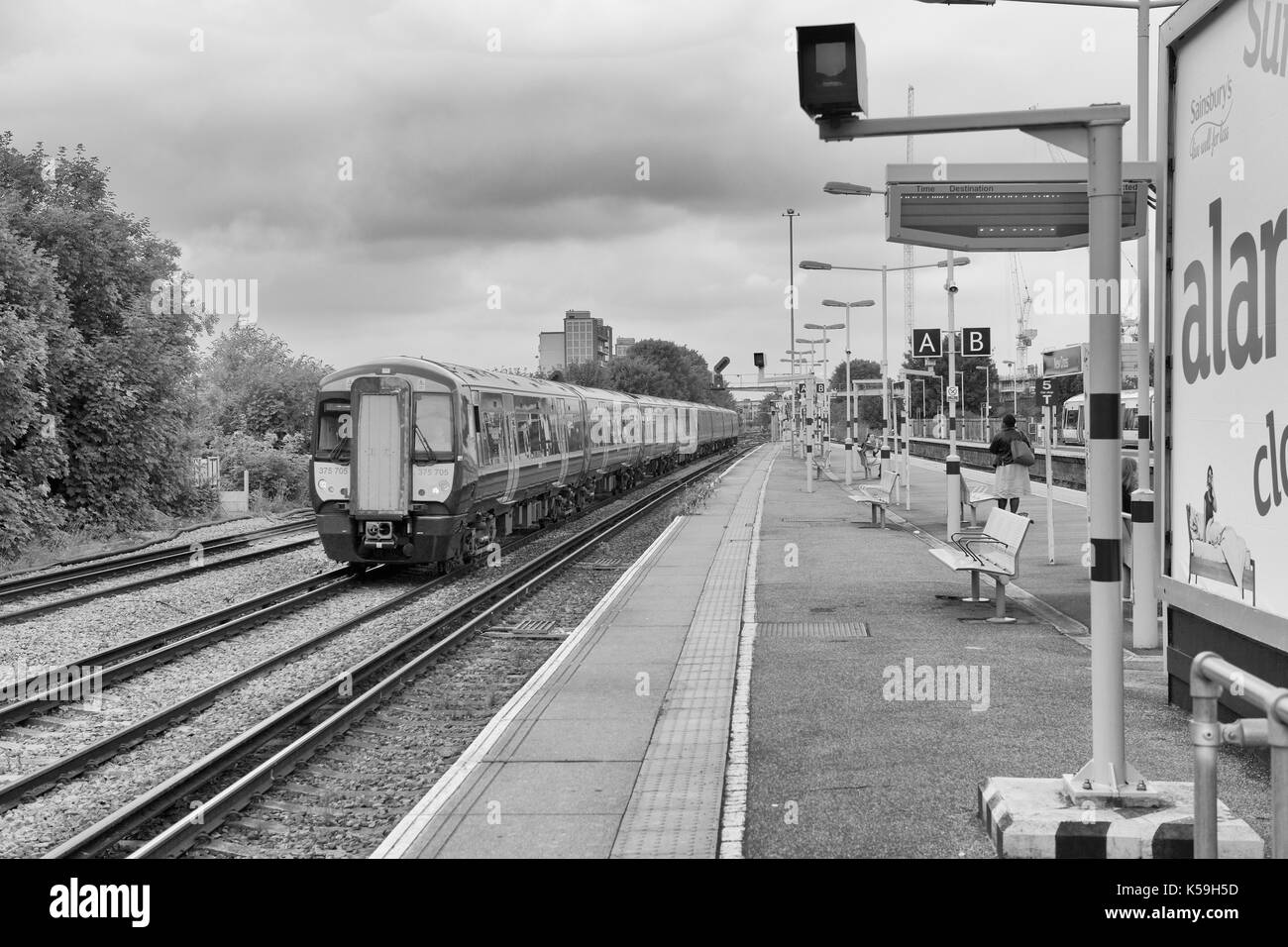 Class 375 hi-res stock photography and images - Alamy