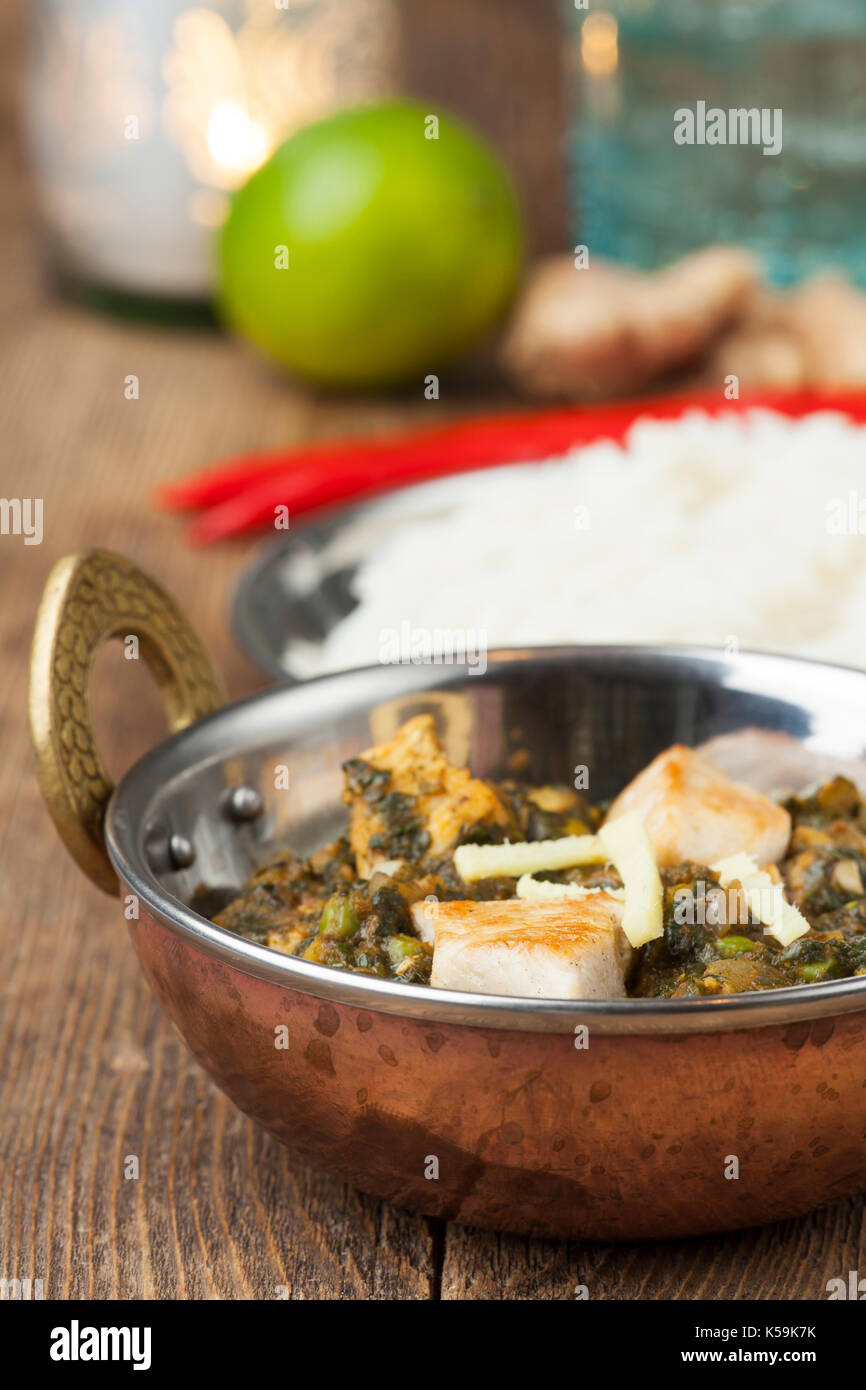 indian murgh palak dish with rice Stock Photo - Alamy