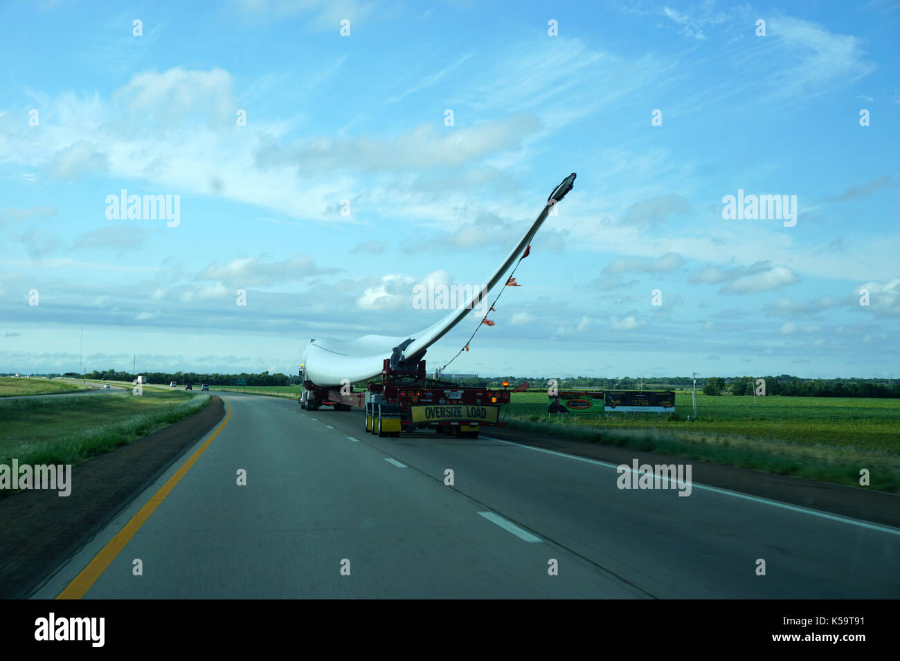 Wind turbine blade being transported on the highway Stock Photo - Alamy