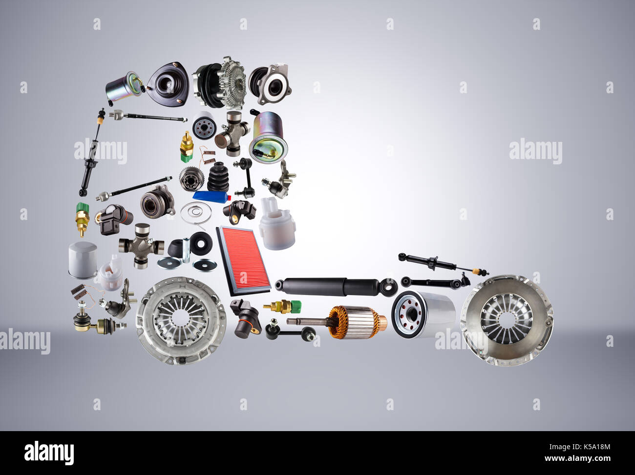 Images truck assembled from new spare parts. Cargo shop Stock Photo - Alamy