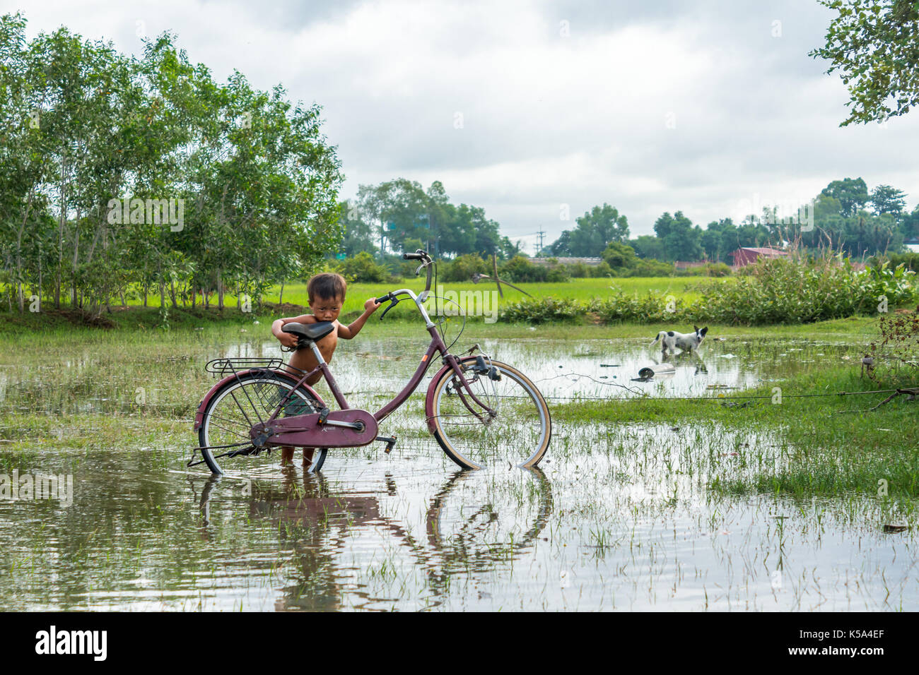 Cambodia rural people family hi-res stock photography and images - Alamy
