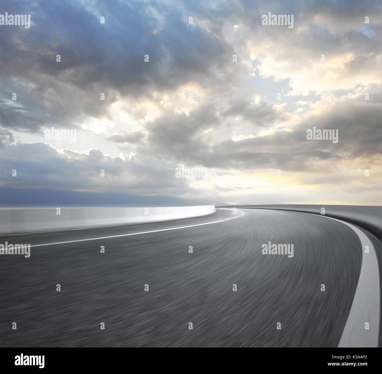 Empty road background hi-res stock photography and images - Alamy