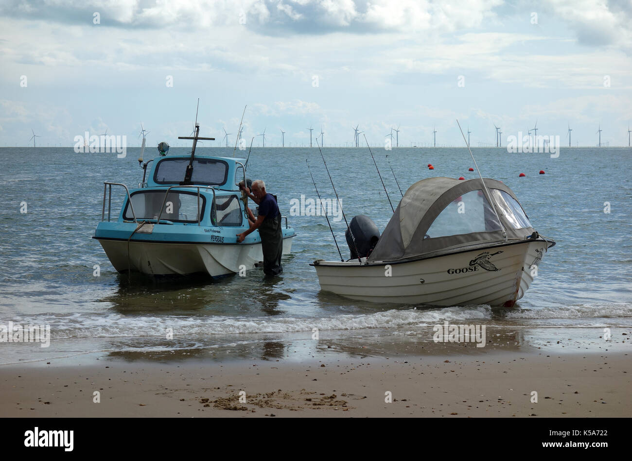 England fishing boats hi-res stock photography and images - Alamy