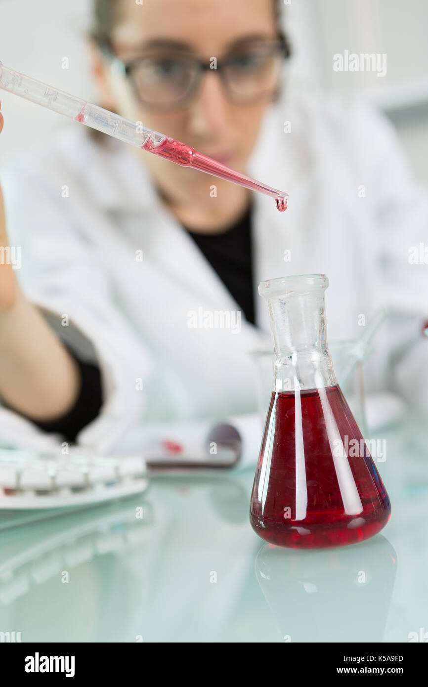 Liquid probe hi-res stock photography and images - Alamy