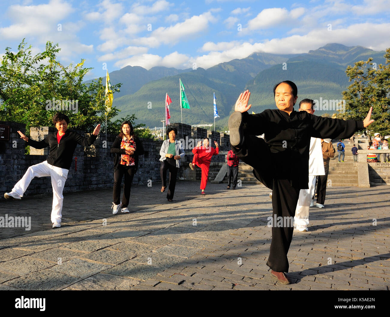 Asian culture exercise hi-res stock photography and images - Alamy