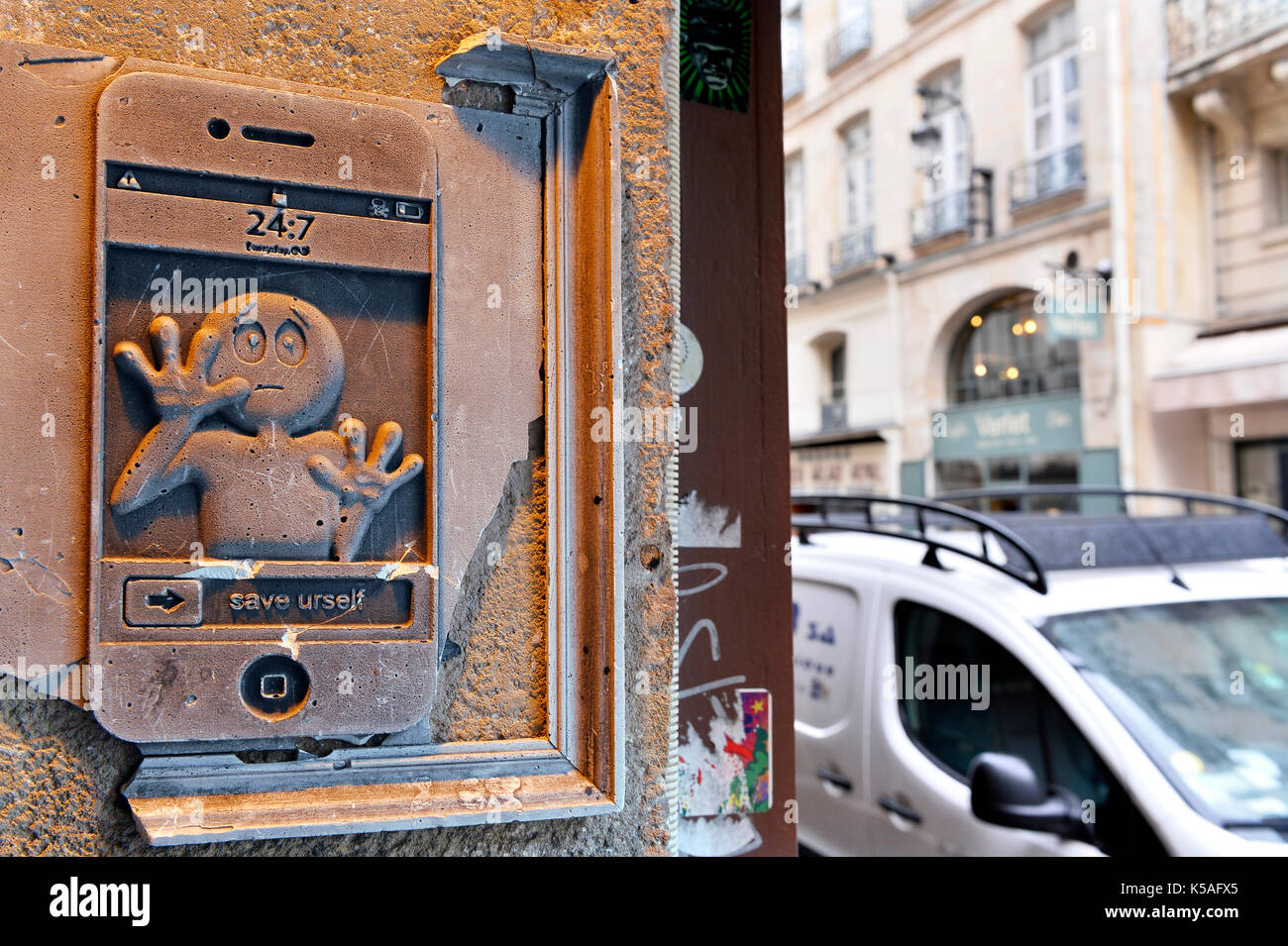 Street art smartphone, Paris, France Stock Photo - Alamy