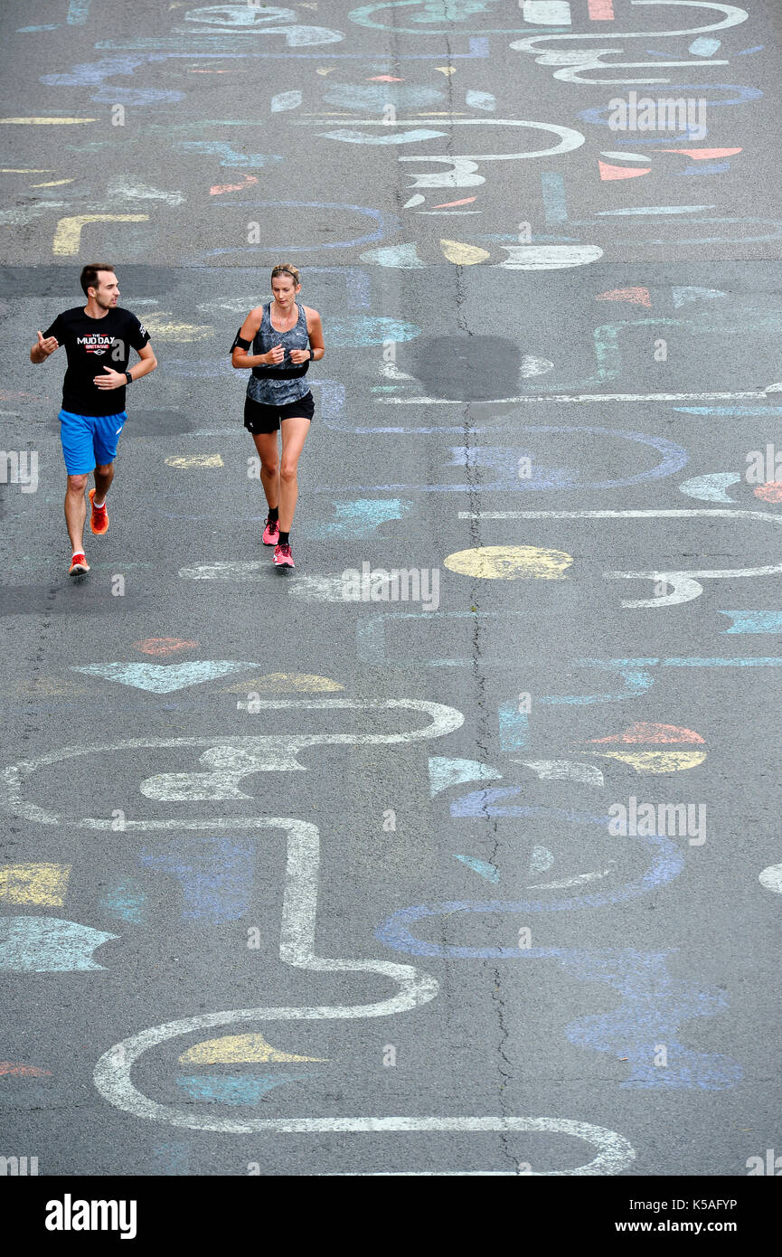 Bank run paris france hi-res stock photography and images - Alamy