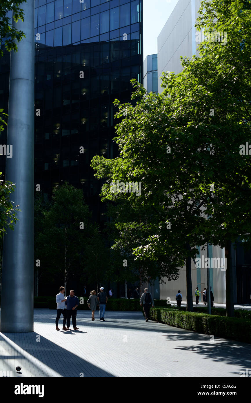 Large group of people outside of a building hi-res stock photography ...