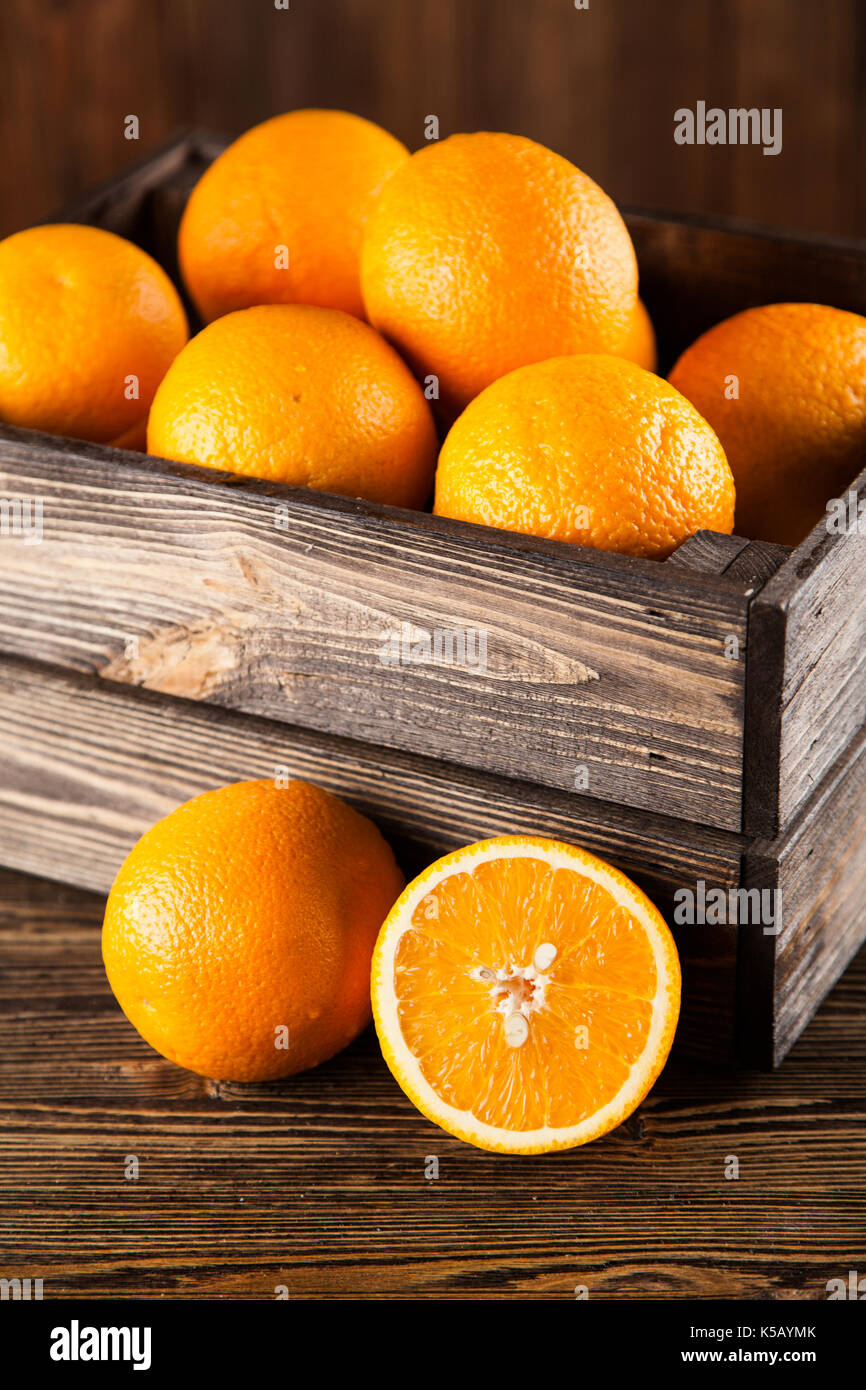 Oranges box hi-res stock photography and images - Alamy