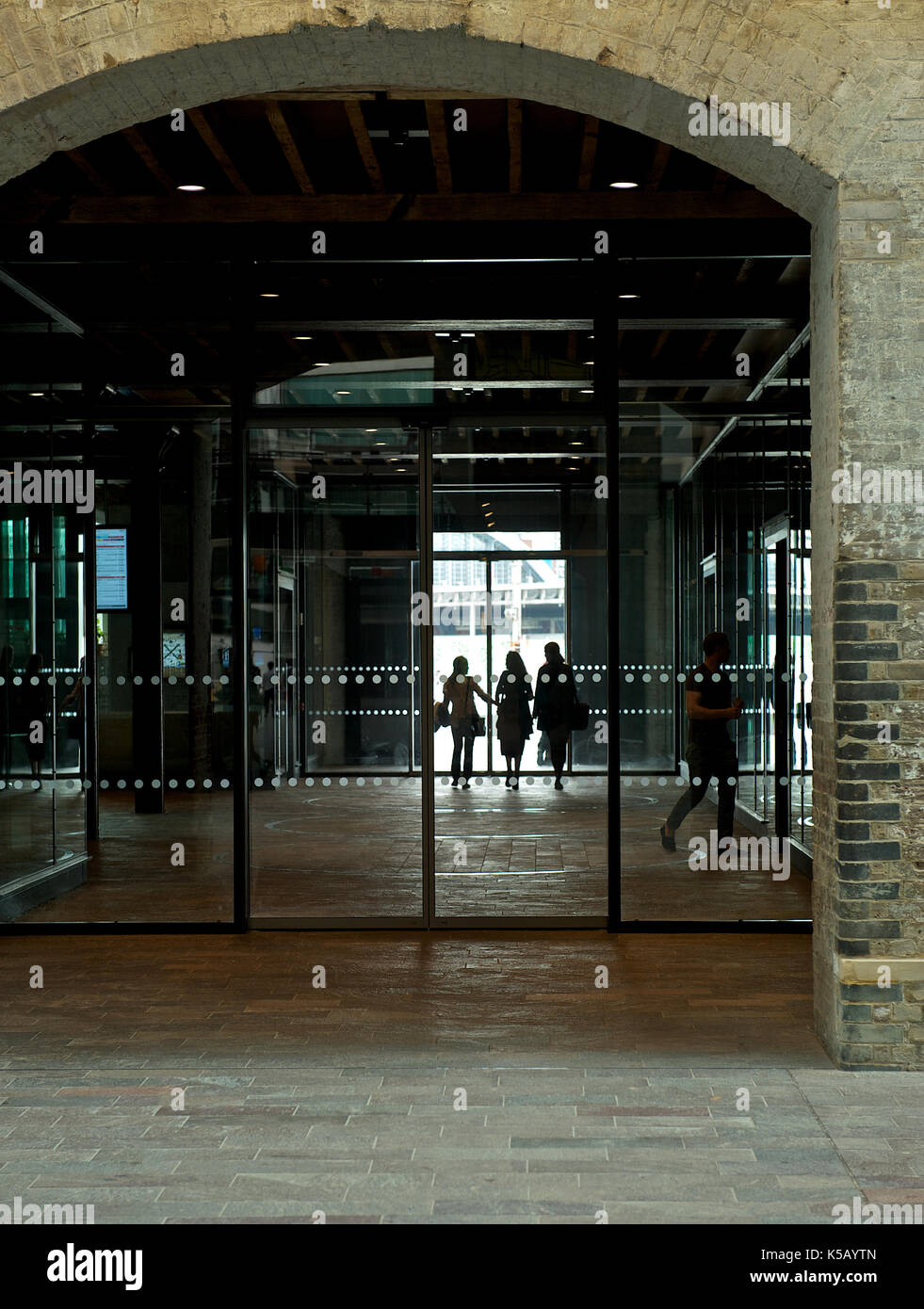 Granary Square, Kings Cross, London Stock Photo - Alamy