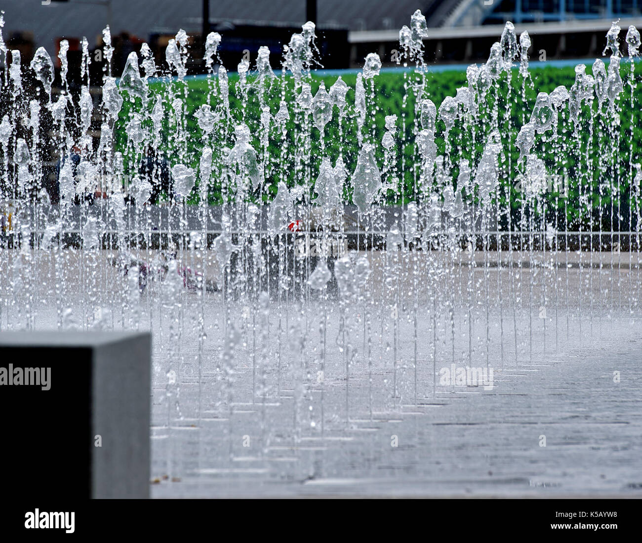 Granary square fountains at night hi-res stock photography and images ...