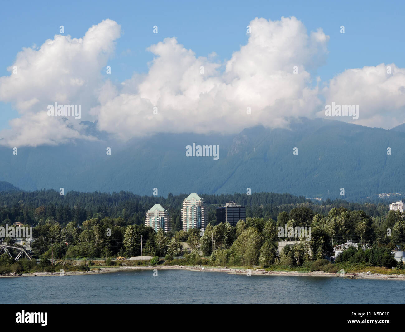Buildings alaska hi-res stock photography and images - Alamy