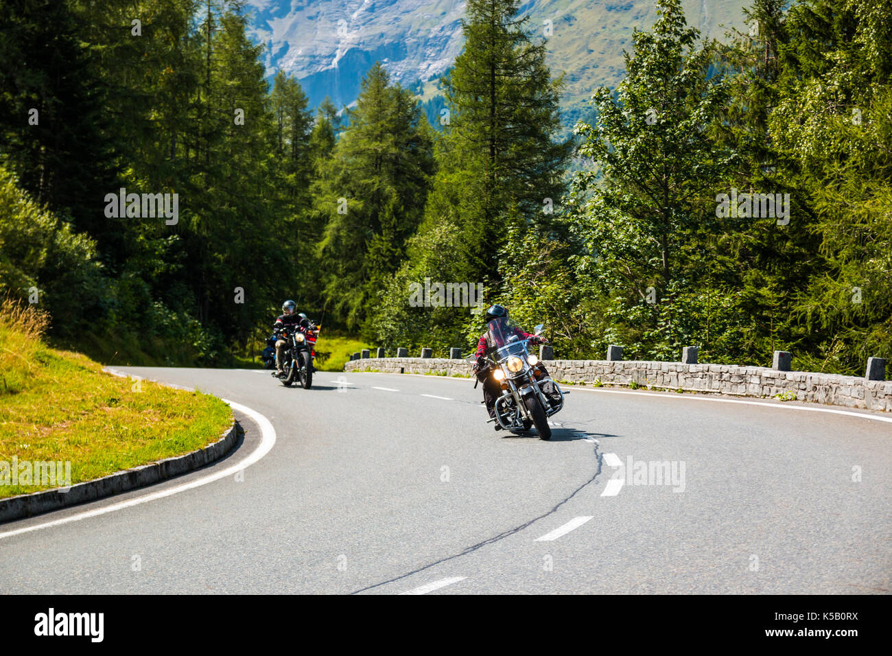 Motorcycle on country road hi-res stock photography and images - Alamy