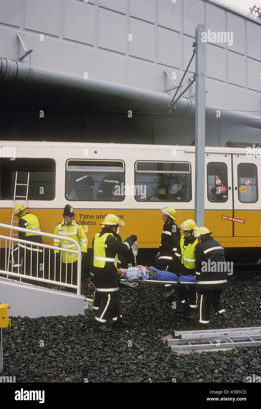 Ambulance 1990s hi-res stock photography and images - Alamy
