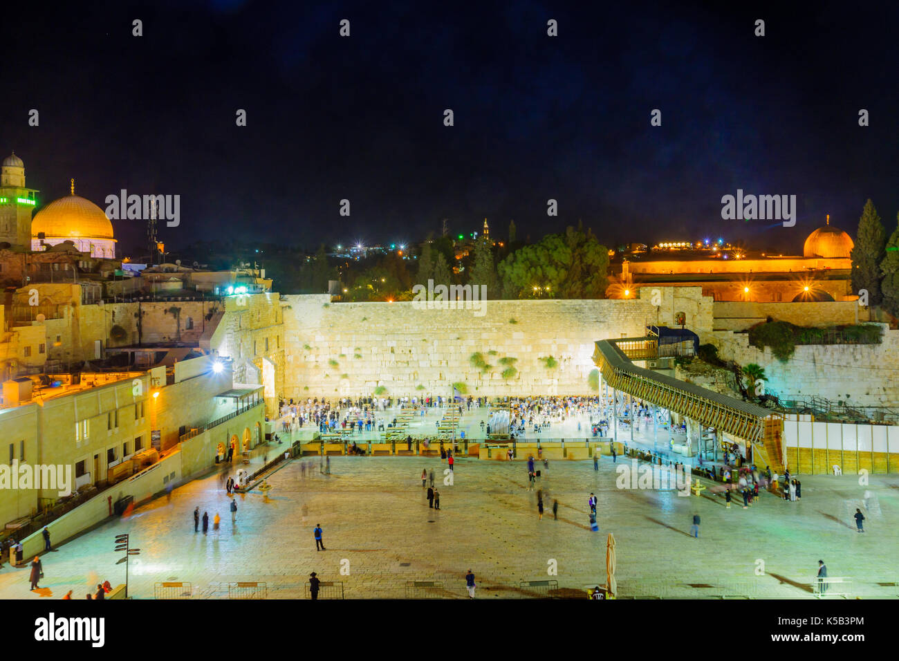 JERUSALEM, ISRAEL - SEPTEMBER 06, 2017: Night scene of the Western Wall ...