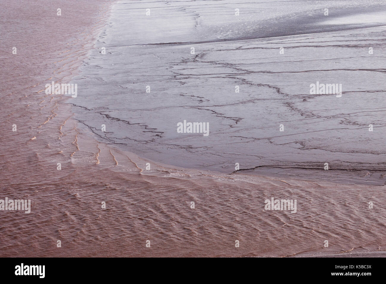 Worlds largest tides hi-res stock photography and images - Alamy