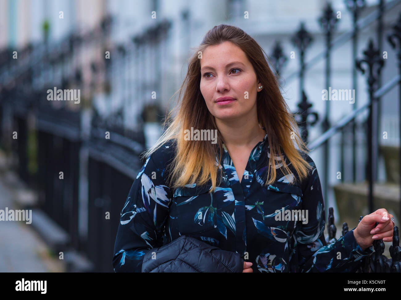 Beautiful blonde woman in the streets of London Stock Photo - Alamy