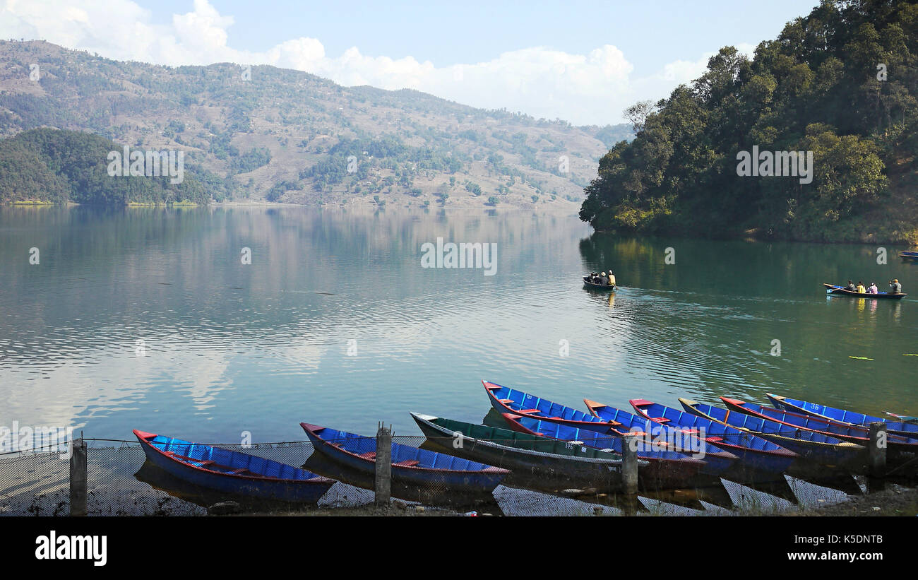 Pokhara and mountains hi-res stock photography and images - Alamy