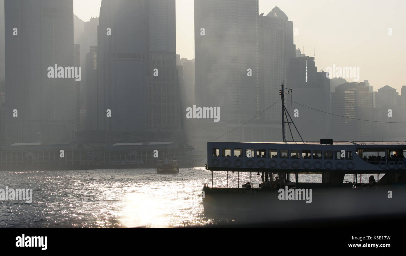 Cross harbor ferry hi-res stock photography and images - Alamy
