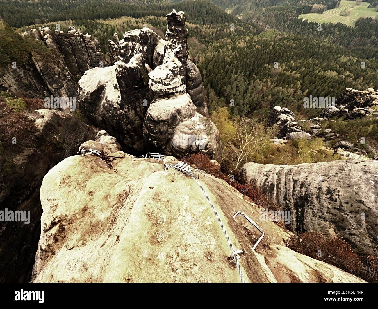 Rock climbers rope ladder hi-res stock photography and images - Alamy