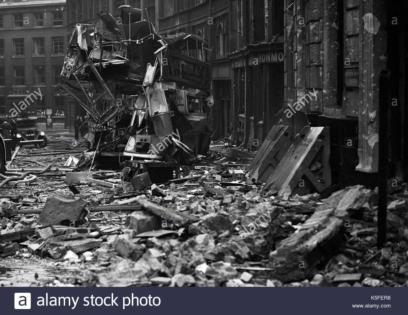 London During The Blitz Stock Photos & London During The Blitz Stock ...