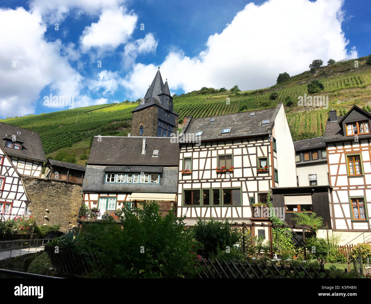Medieval timber frame hi-res stock photography and images - Alamy