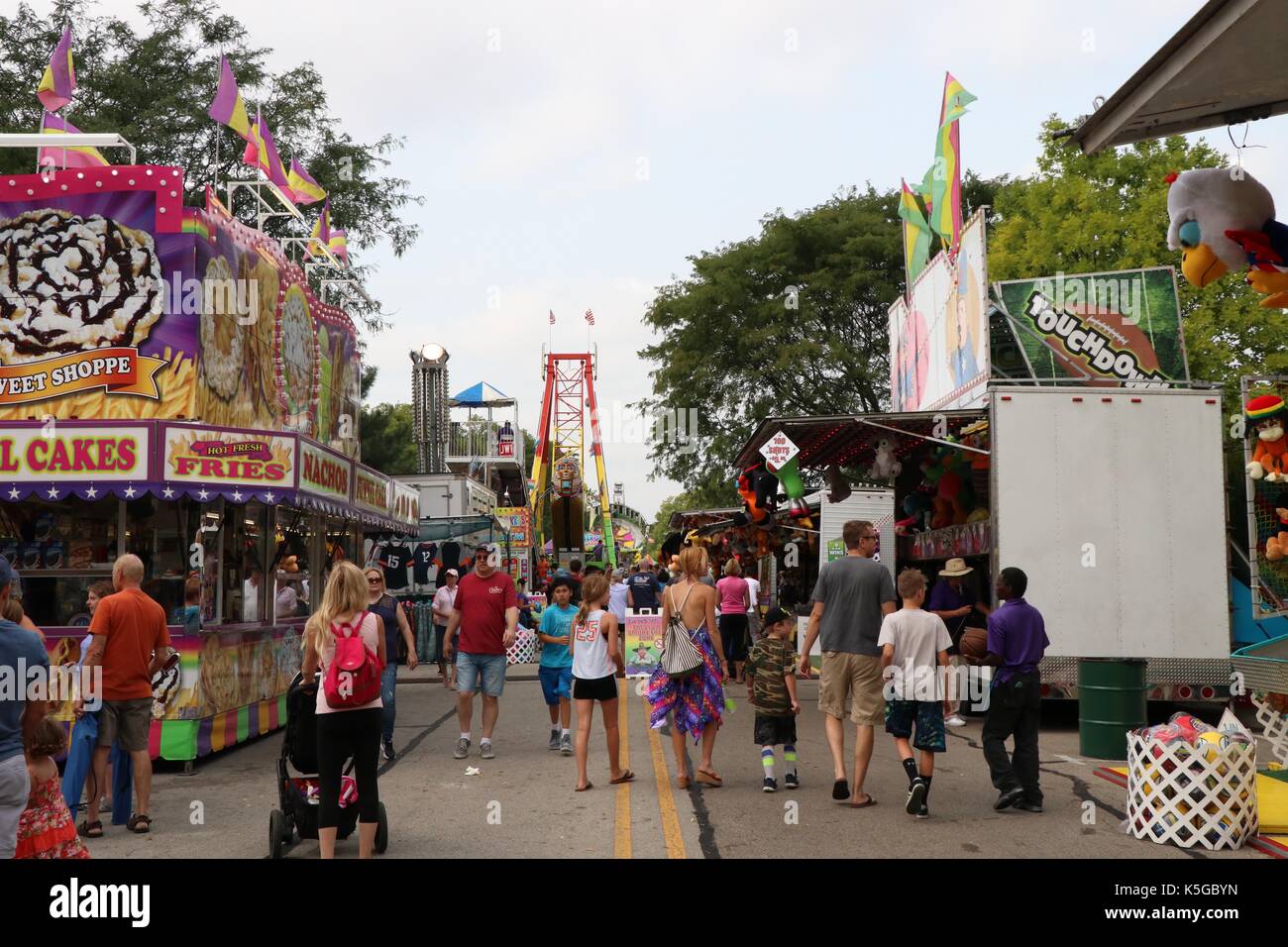 Naperville festival hi-res stock photography and images - Alamy