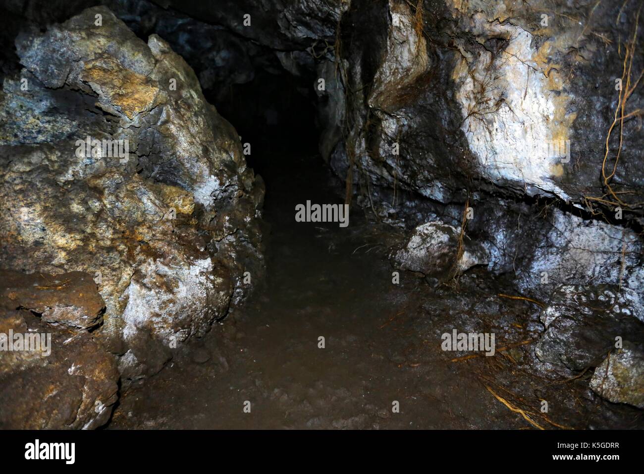Old Cave High Resolution Stock Photography and Images - Alamy