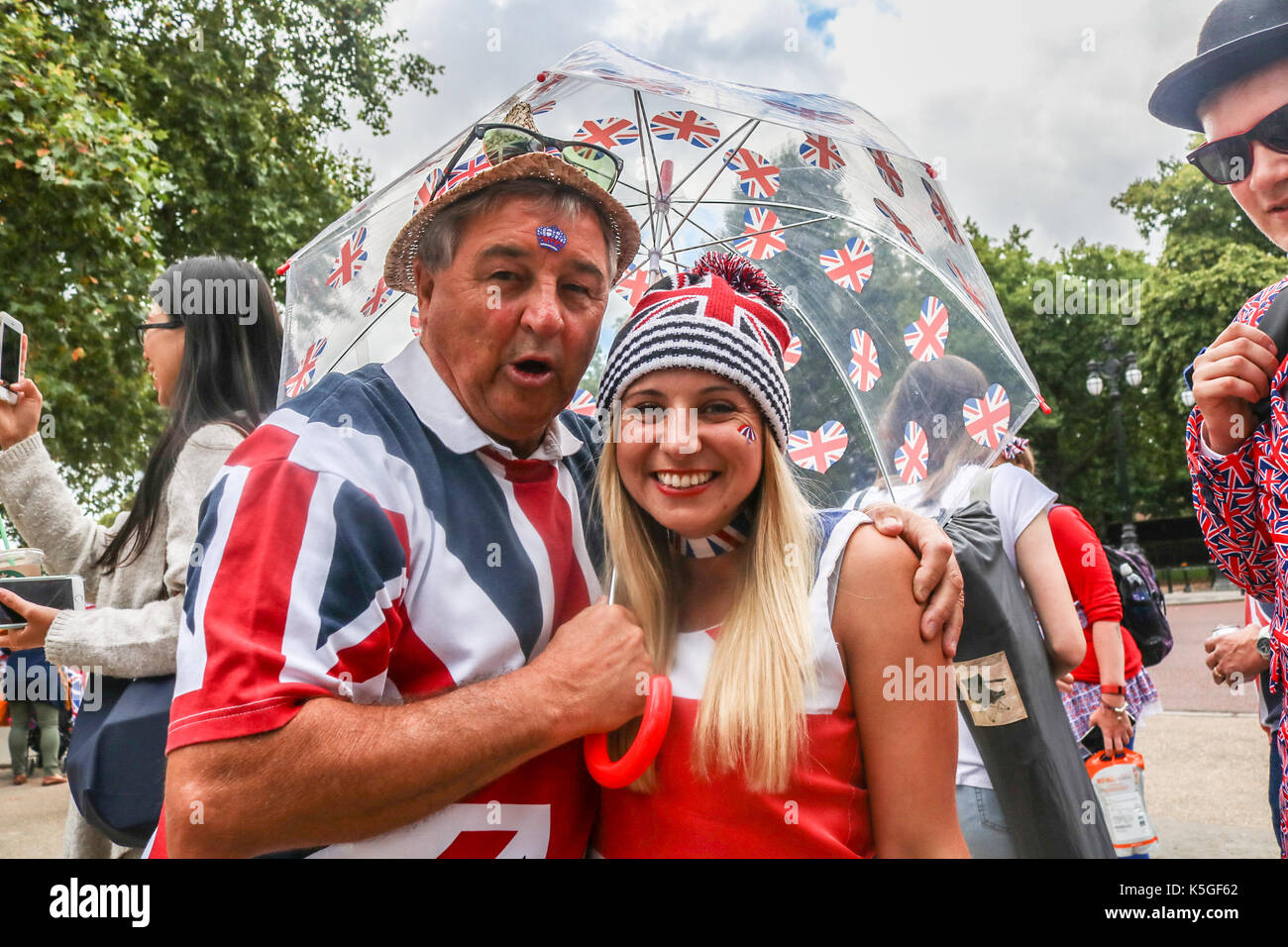 London, UK. 9th Sep, 2017. Audience members get dressed up in Union ...