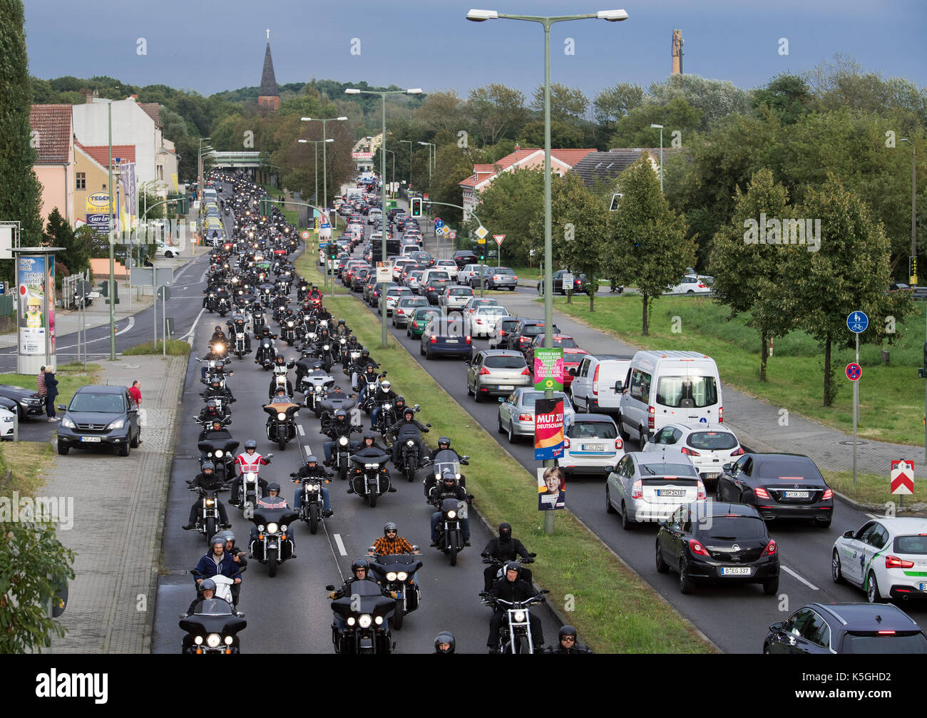 Berlin, Germany. 9th Sep, 2017. Bikers ride along the federal motorway ...
