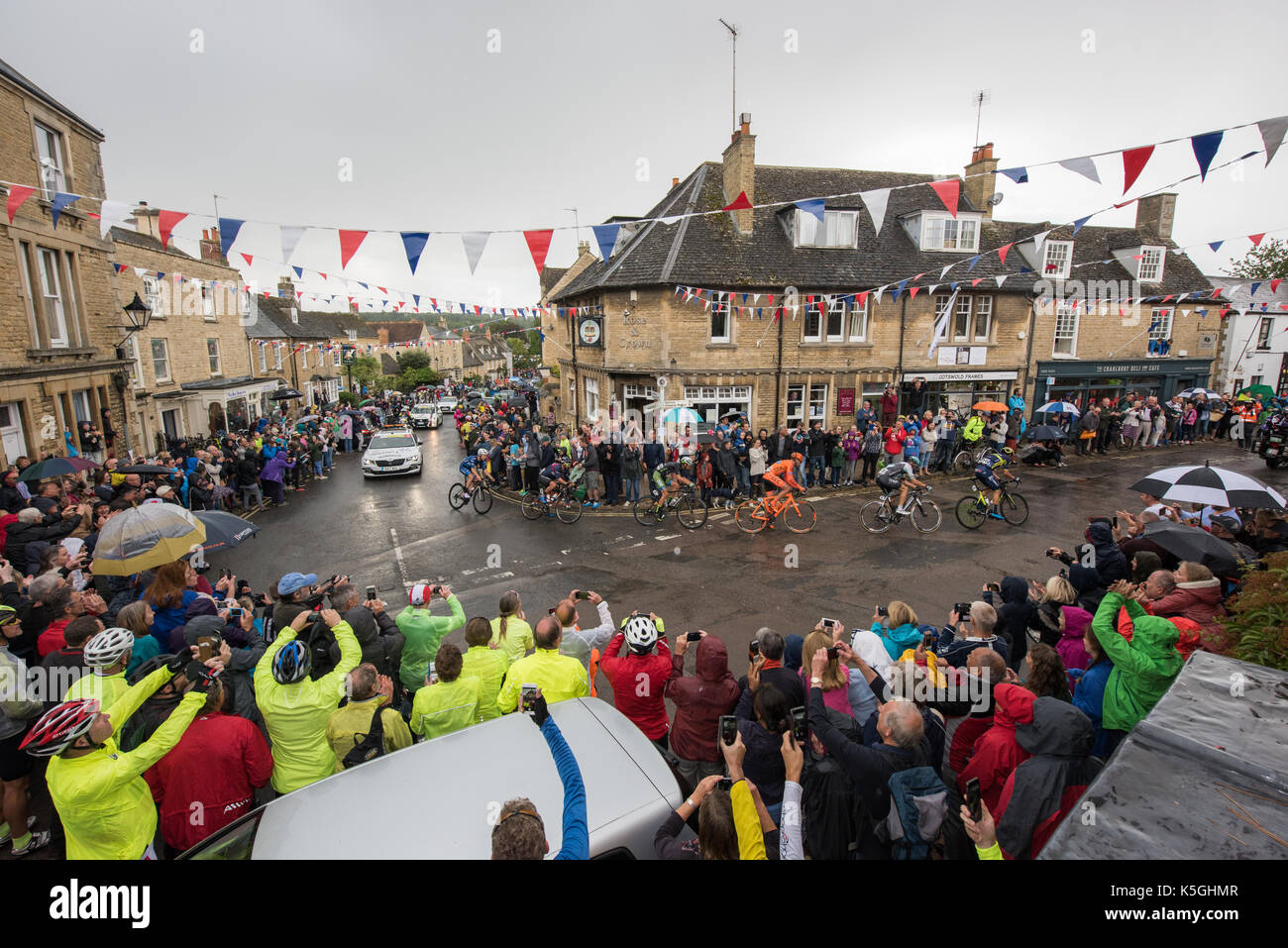 Charlbury hi-res stock photography and images - Alamy